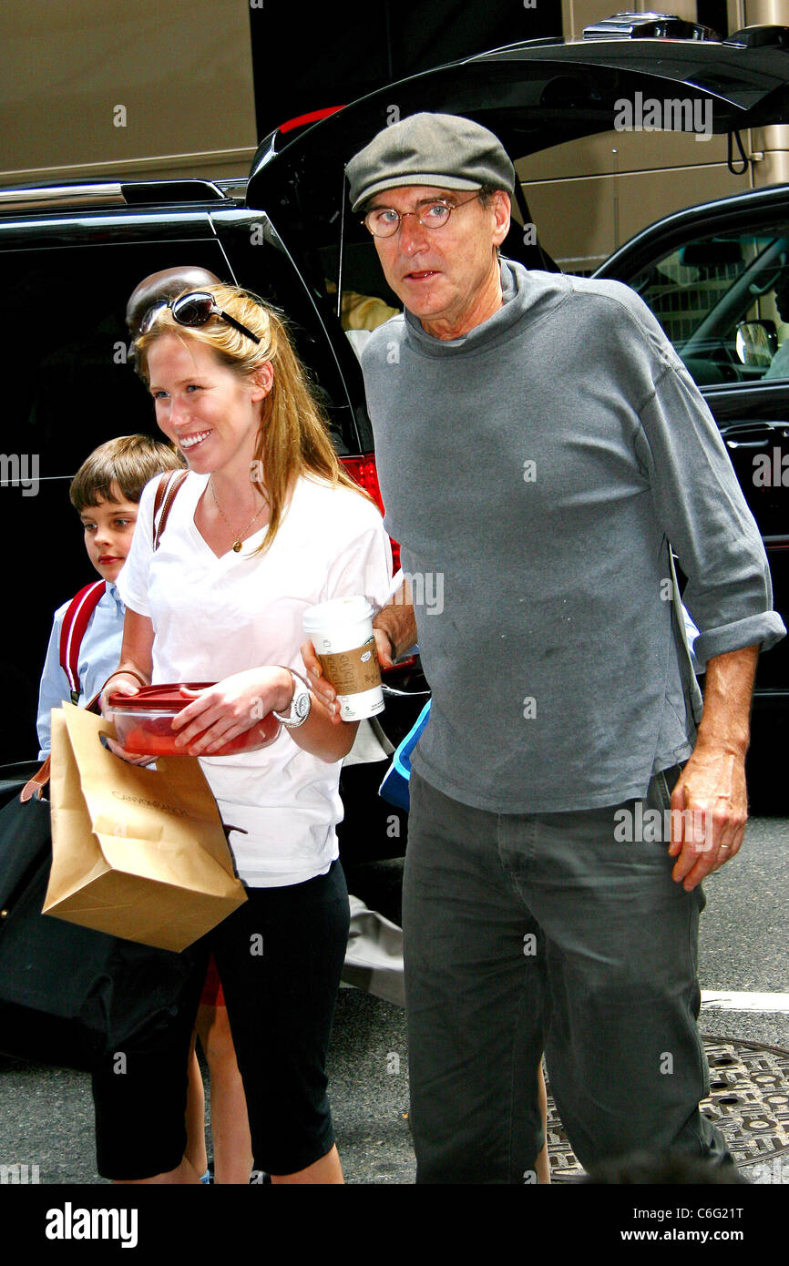 James taylor and family hi-res stock photography and images - Alamy