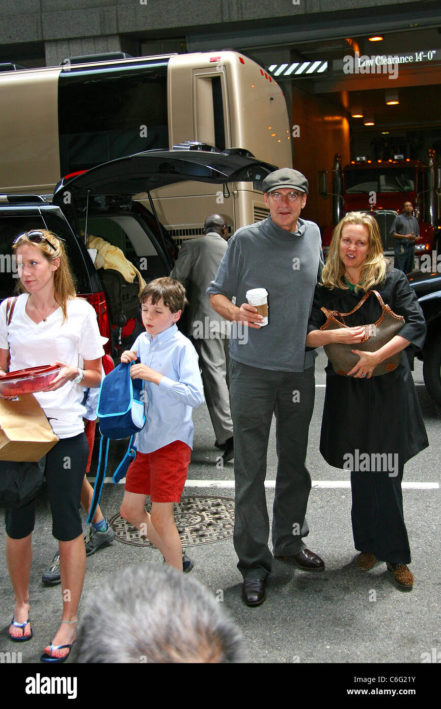 James taylor and family hi-res stock photography and images - Alamy