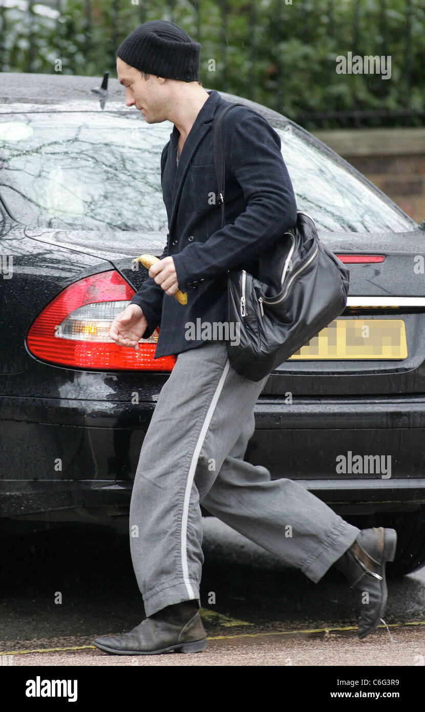 Jude law out and about in london london hi-res stock photography and ...