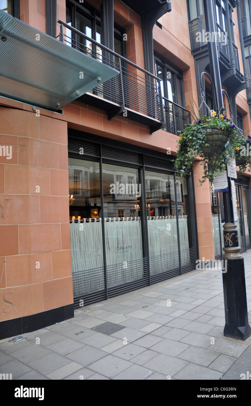 Cipriani Restaurant In Mayfair High Resolution Stock Photography and ...