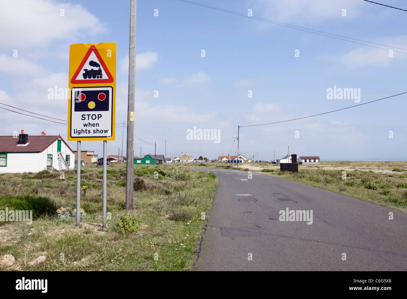 Stop sign level crossing hi-res stock photography and images - Alamy