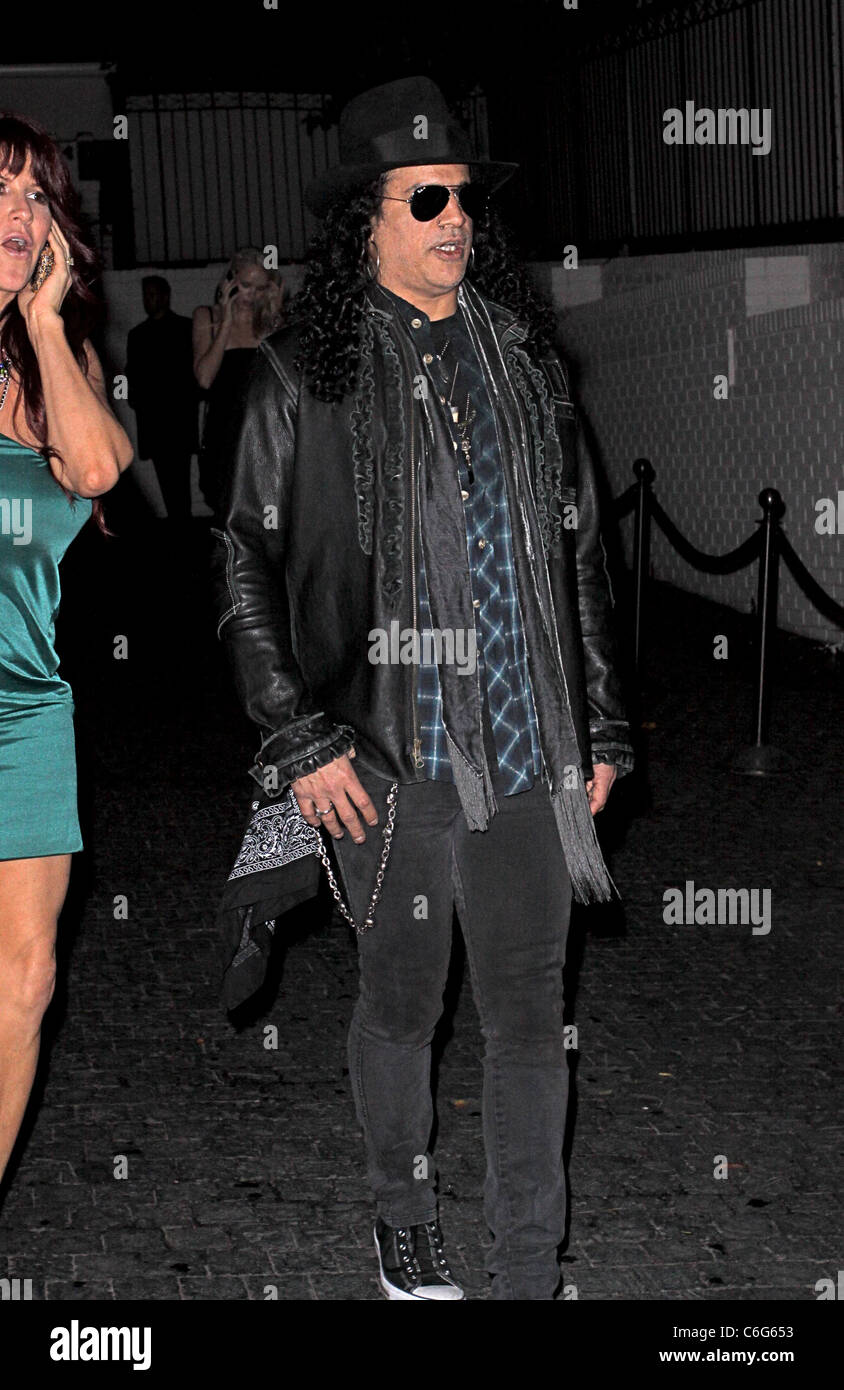 Slash arriving at pre-Oscars party at Chateau Marmont Los Angeles ...