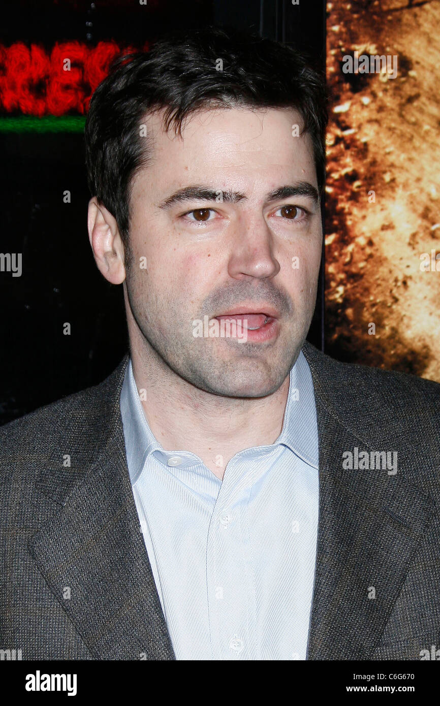 Ron livingston the pacific premiere hi-res stock photography and images ...