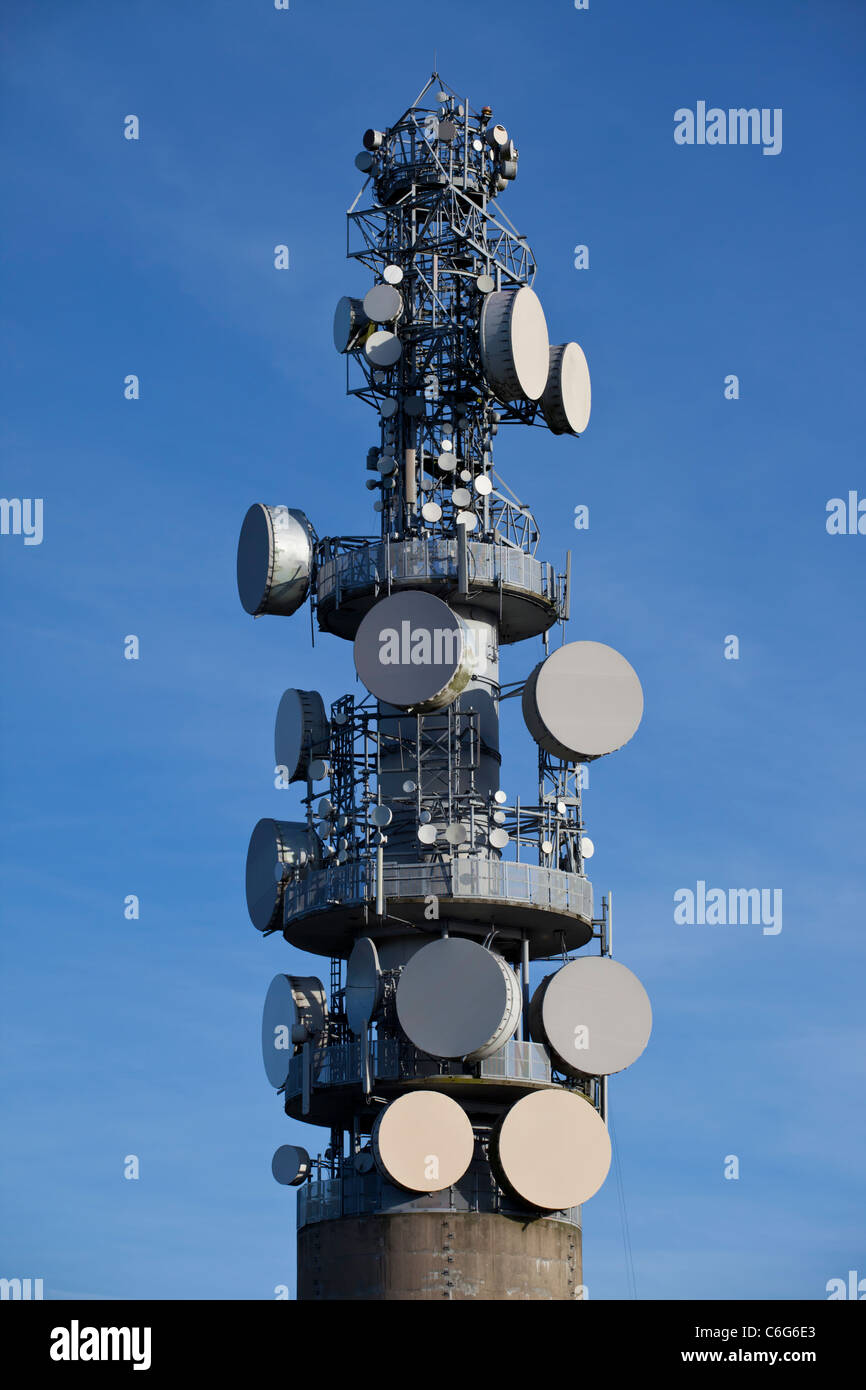 Broadcast relay station antennas hi-res stock photography and images ...