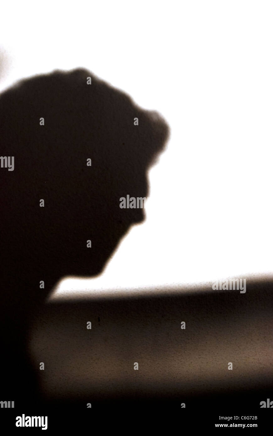 Silhouette outline hi-res stock photography and images - Alamy
