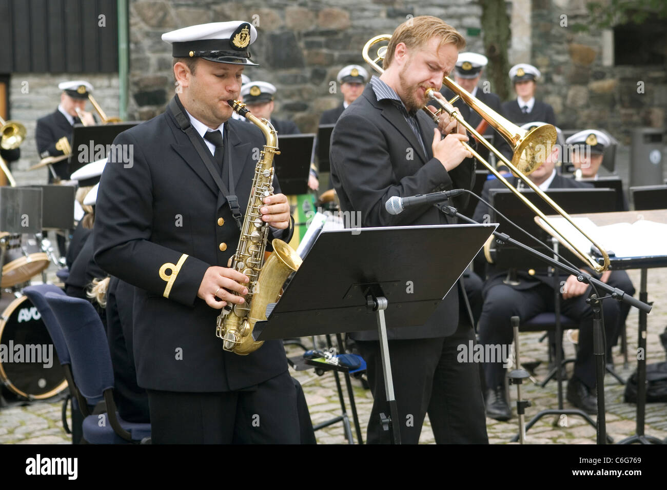 Military music hi-res stock photography and images - Alamy