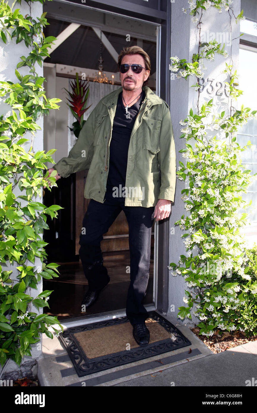 Jonny Hallyday seen leaving Neil George Hair salon. Los Angeles ...