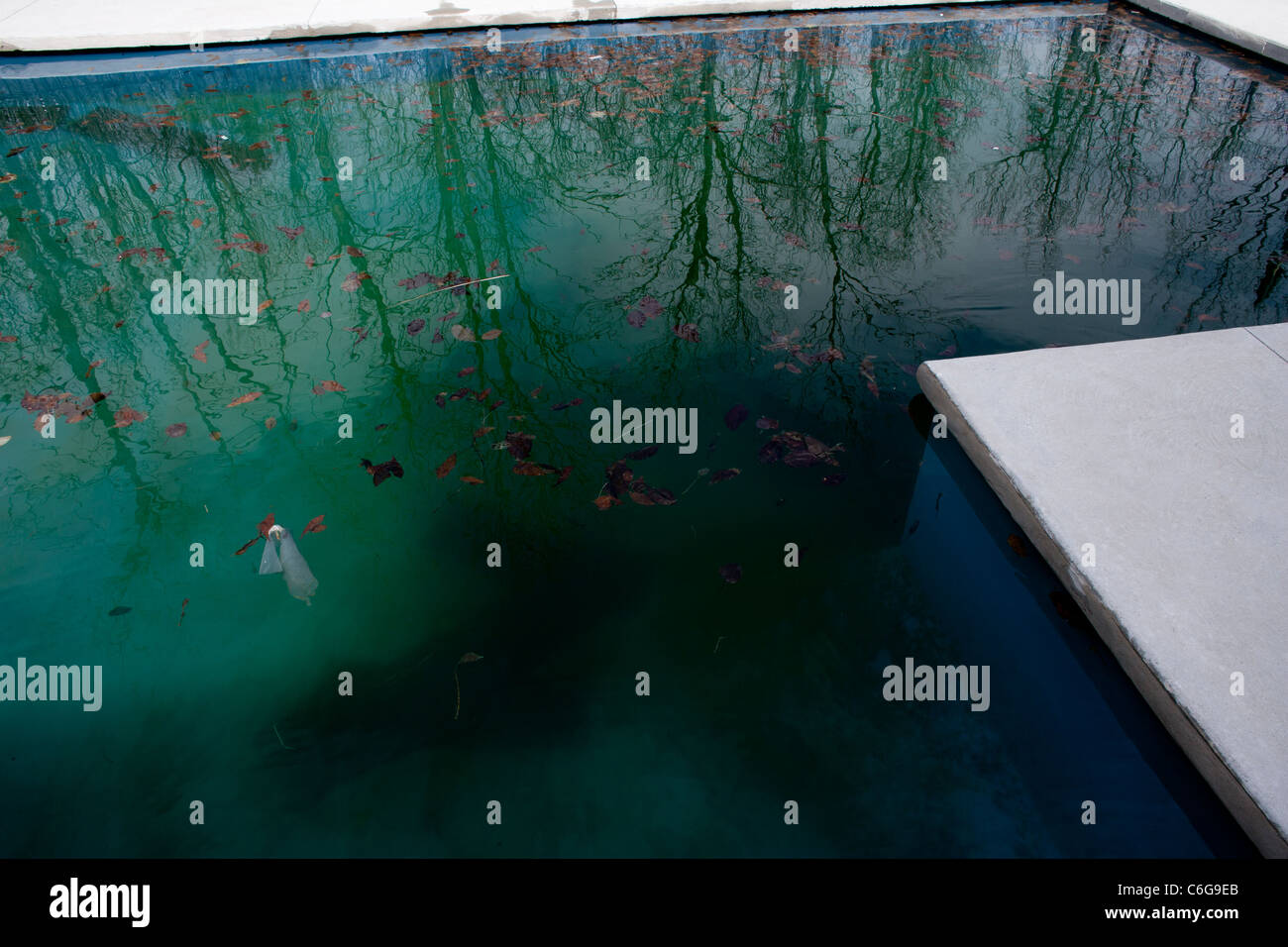 Pool spring hi-res stock photography and images - Alamy