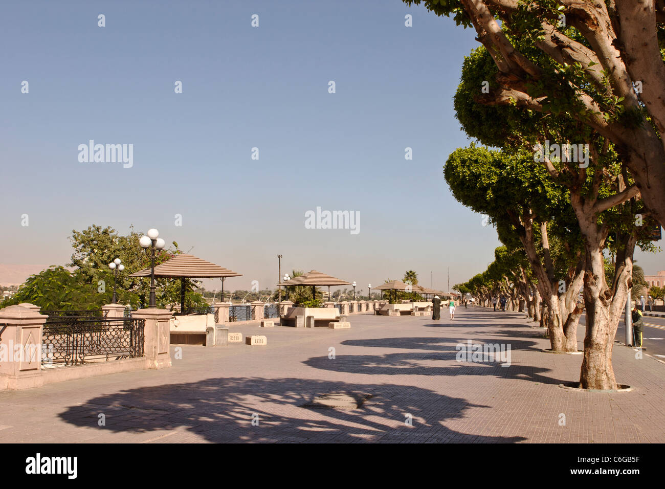 Egypt time travel hi-res stock photography and images - Alamy