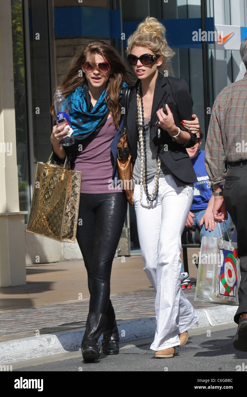 AnnaLynne McCord and her sister Angel McCord go shopping together at ...