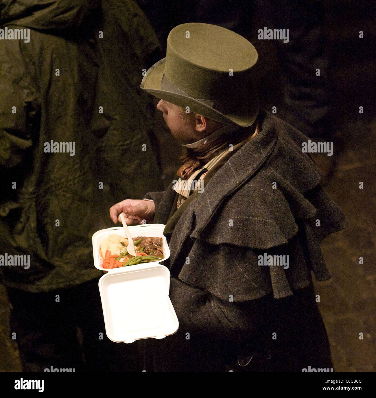 Simon Pegg Simon Pegg and Andy Serkis on the set of their new movie ...