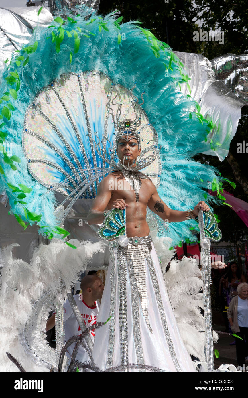 Colourful costumes at London's Notting Hill Carnival Stock Photo - Alamy