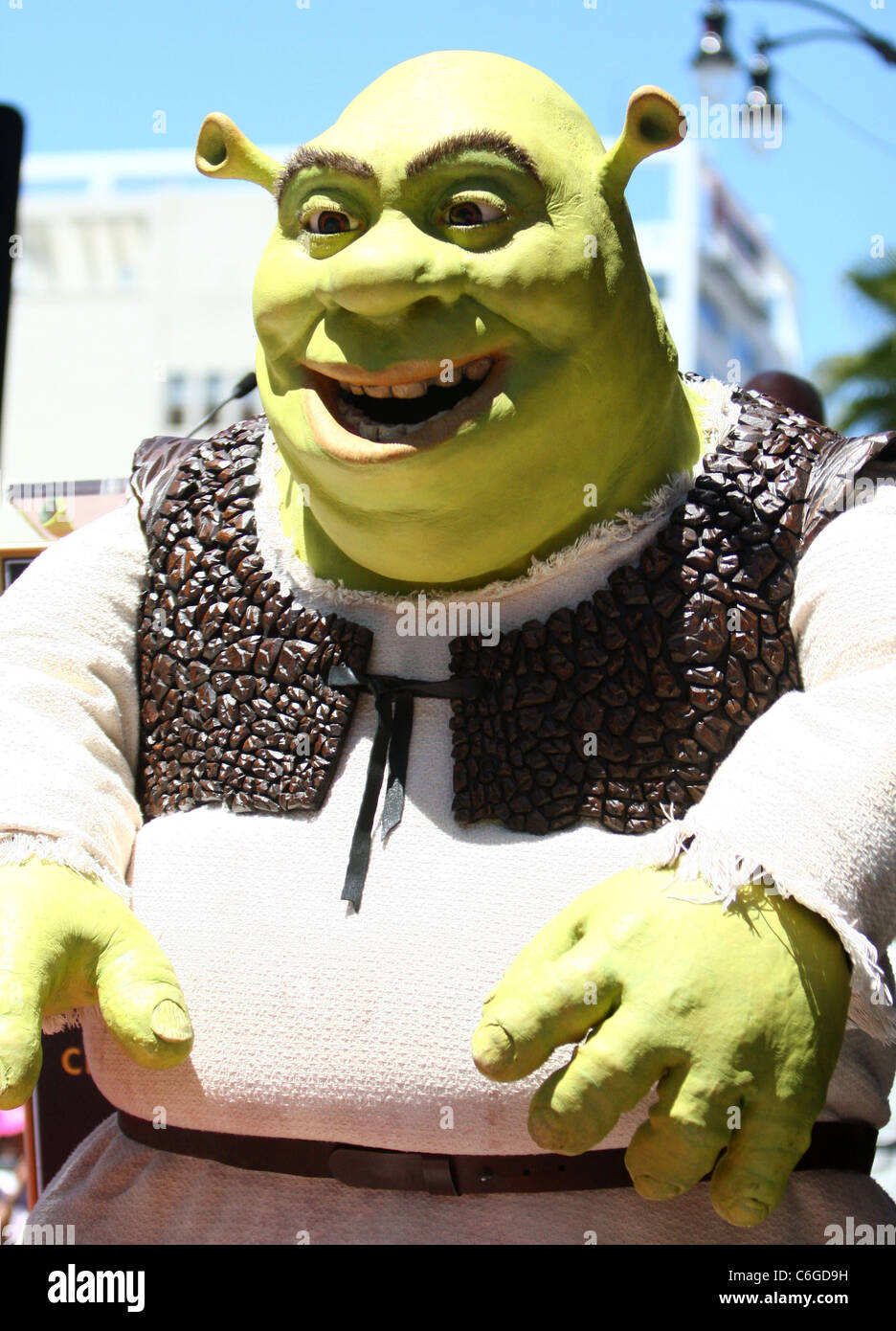 Shrek honoured with the 2408th star on the Hollywood Walk of Fame Los ...