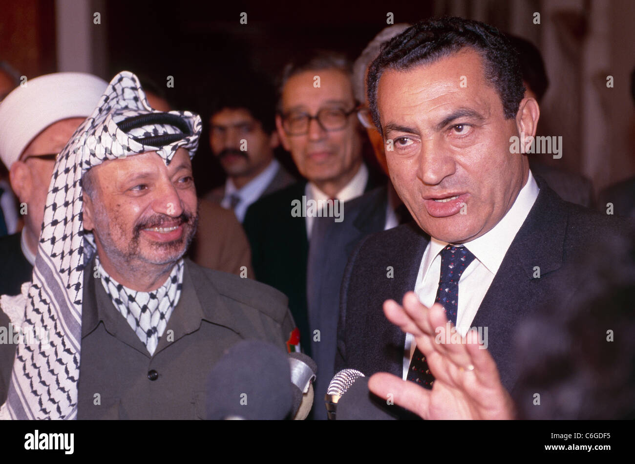 Yasser arafat hi-res stock photography and images - Alamy