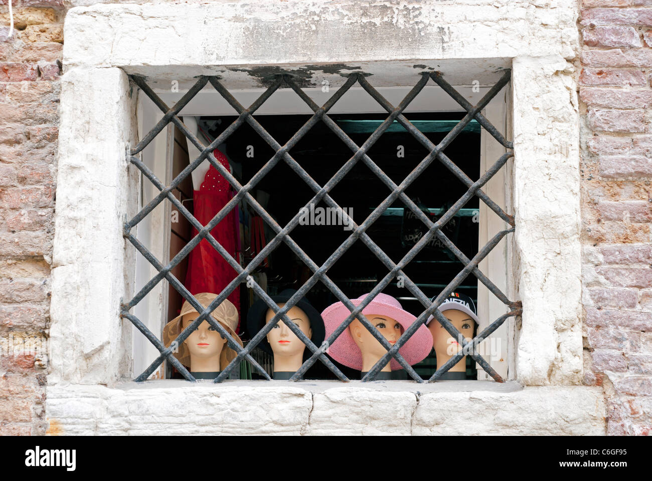 Shop window display in Venice, Italy Stock Photo - Alamy