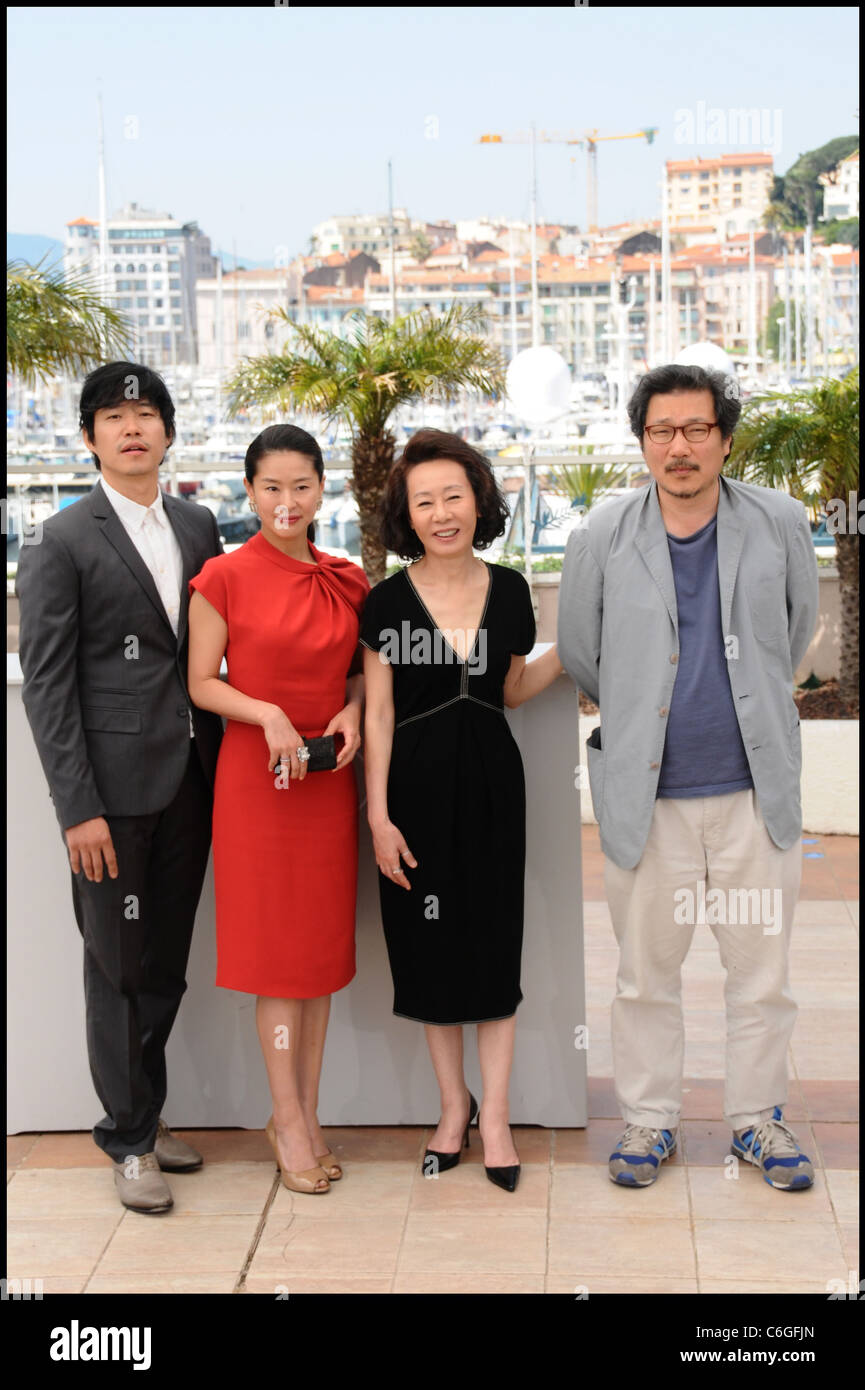 Joonsang Yu, Jiwon Ye , Yuh-Jung Youn and Hong Sang-soo 2010 Cannes ...