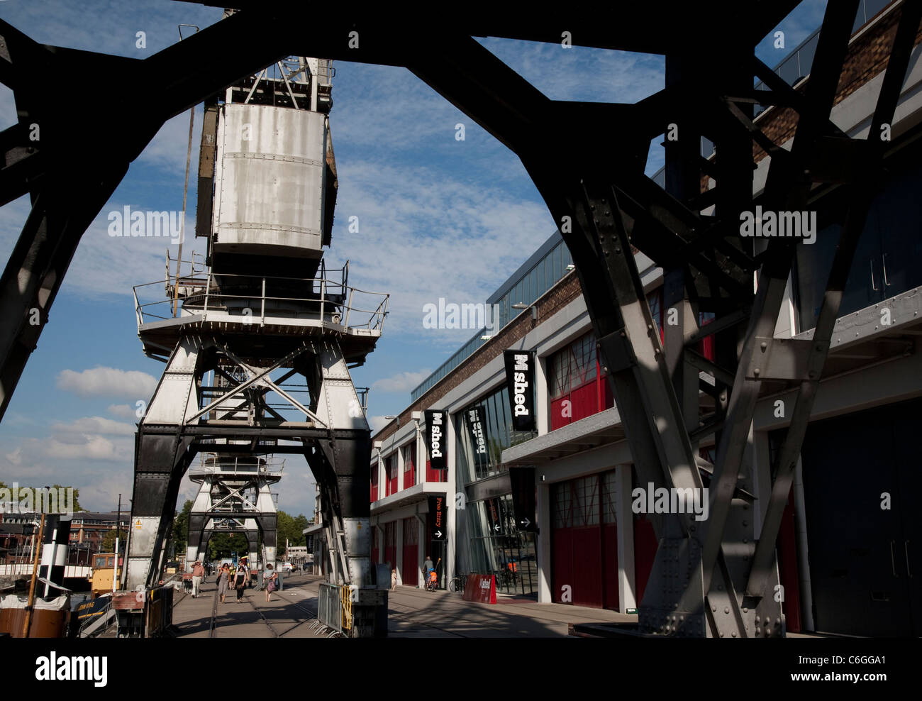 Industrial crane bristol hi-res stock photography and images - Alamy