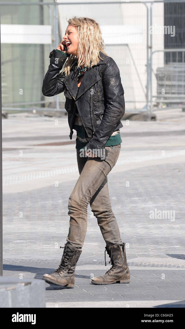 Former S Club 7 singer Hannah Spearritt on the set of the ITV sci-fi ...
