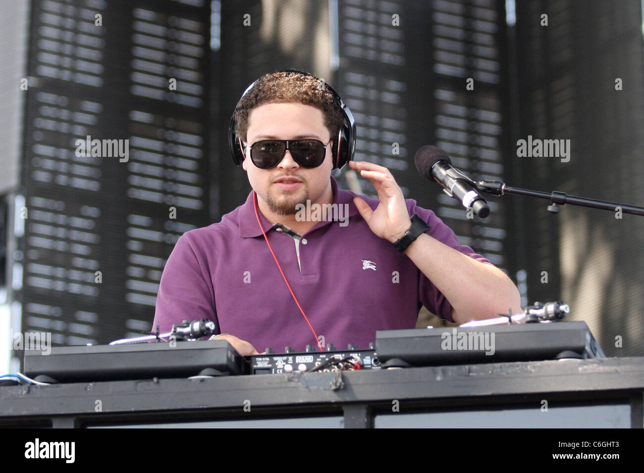 DJ Omega Coachella Music Festival - Performances - Day 1 Indio ...