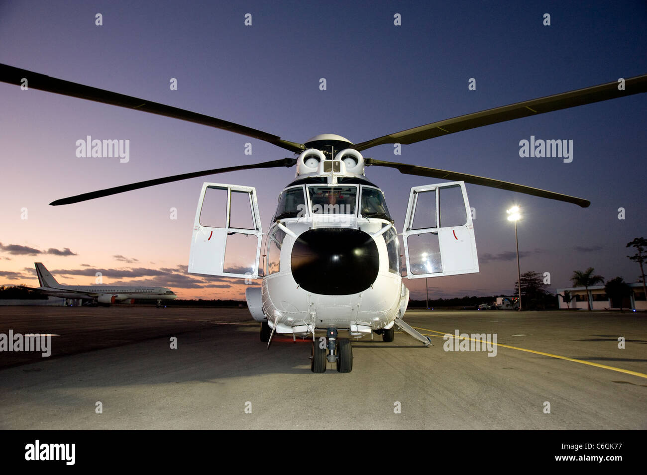 Mexican Air Force Helicopter part of Presidential Air Convoy for Mexico ...