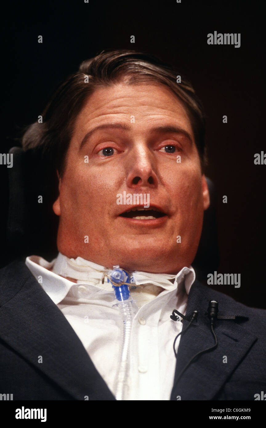 Disabled actor usa hi-res stock photography and images - Alamy