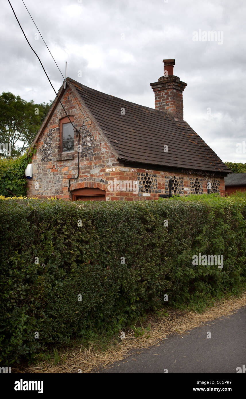 Bedwyn station hi-res stock photography and images - Alamy