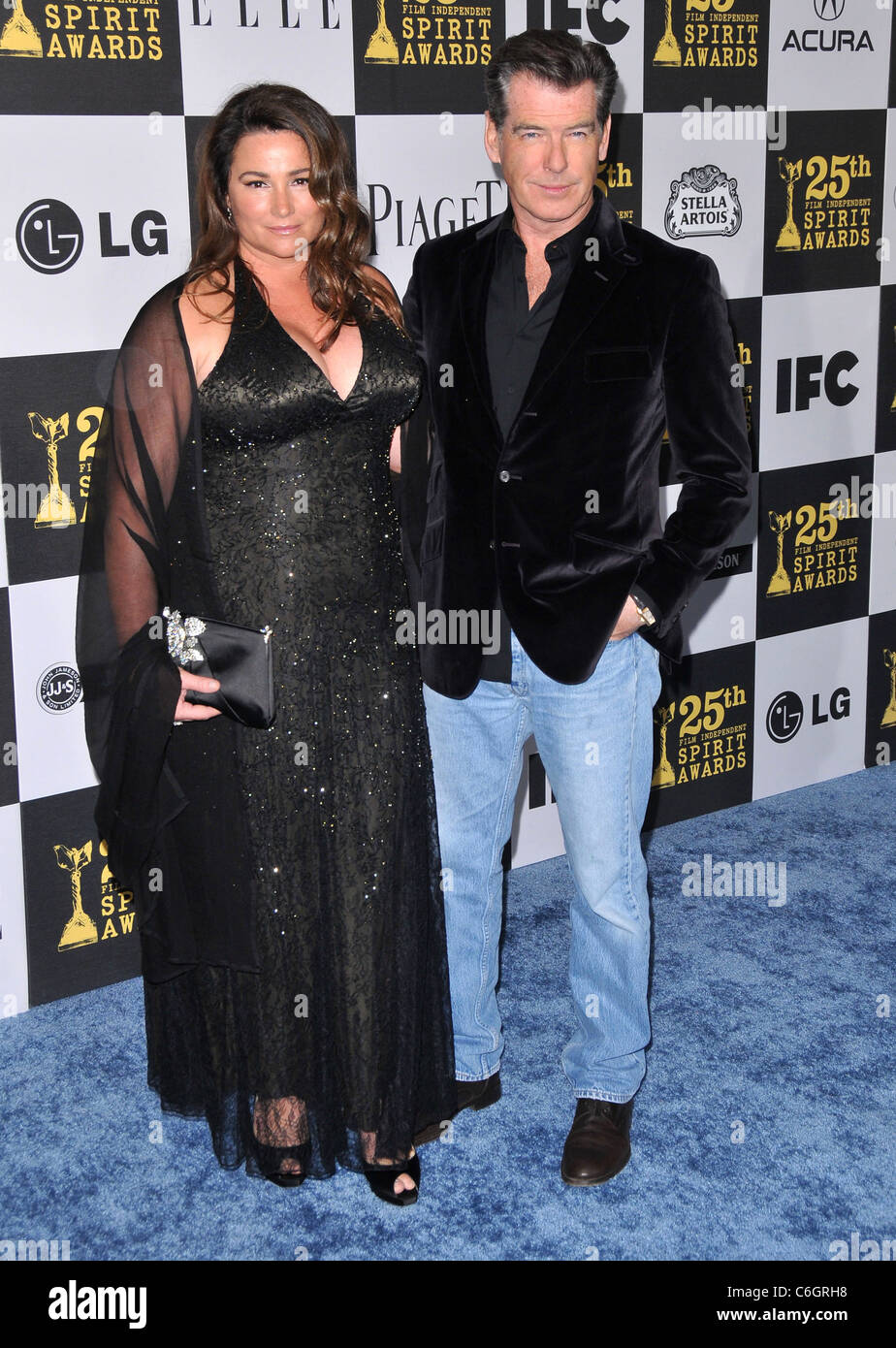 Pierce Brosnan and wife Keely Shaye Smith The 25th Film Independent ...