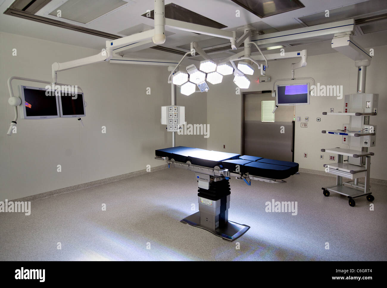 Brand new surgery operating room in hospital Stock Photo - Alamy