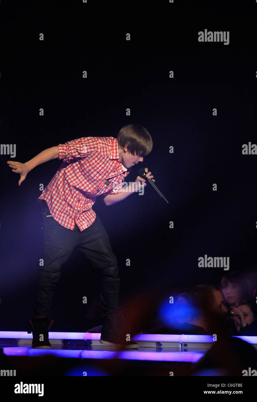Justin Bieber German TV station RTL2 music show The Dome 53 at Velodrom ...