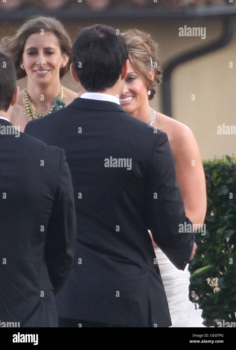 The bachelor wedding of Jason Mesnick and Molly Malaney held at ...