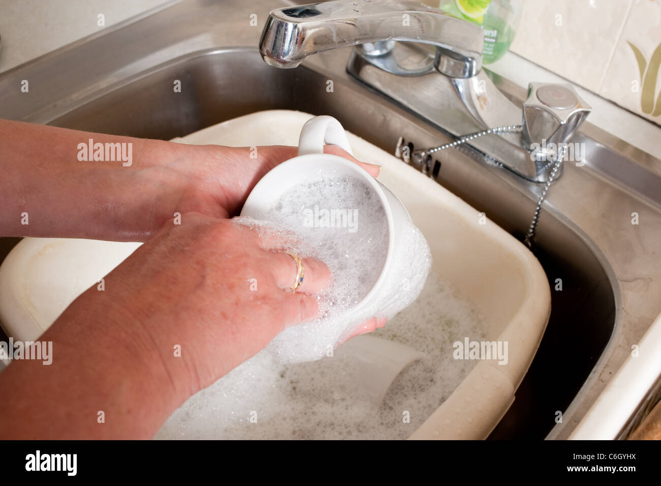 Washing up liquid bubbles hi-res stock photography and images - Alamy