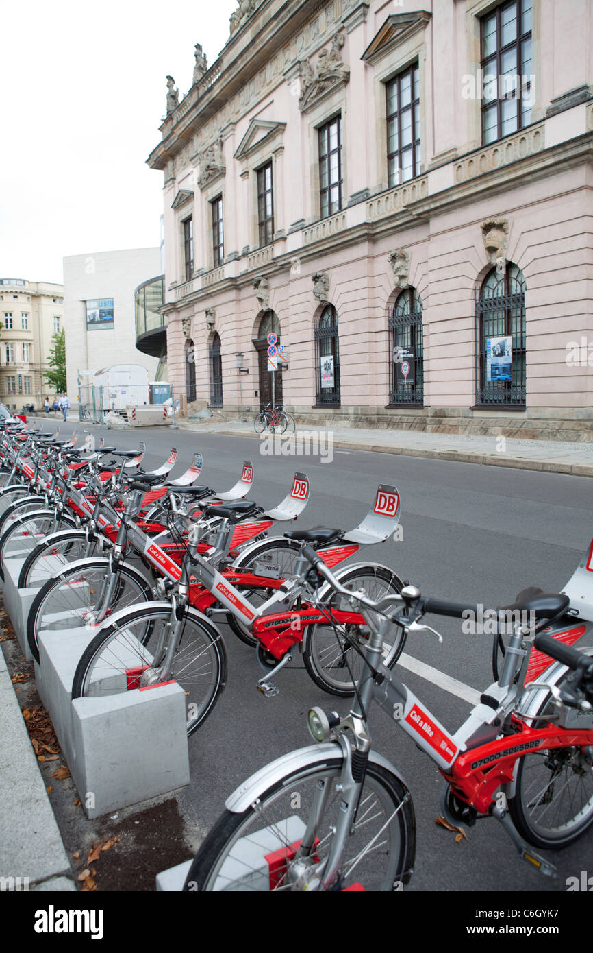 Db rental bikes hi-res stock photography and images - Alamy