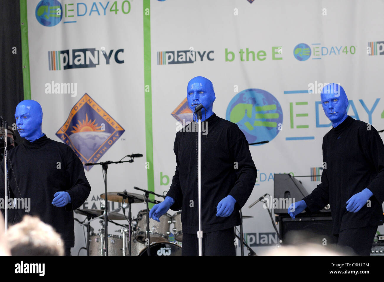 Blue man group new york hi-res stock photography and images - Alamy