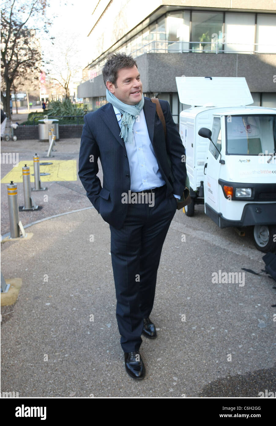 Mark Durden-Smith outside the ITV studios London, England - 01.03.10 Stock Photo - Alamy