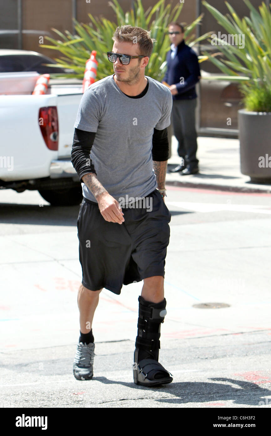 David beckham ac milan injury hi-res stock photography and images - Alamy