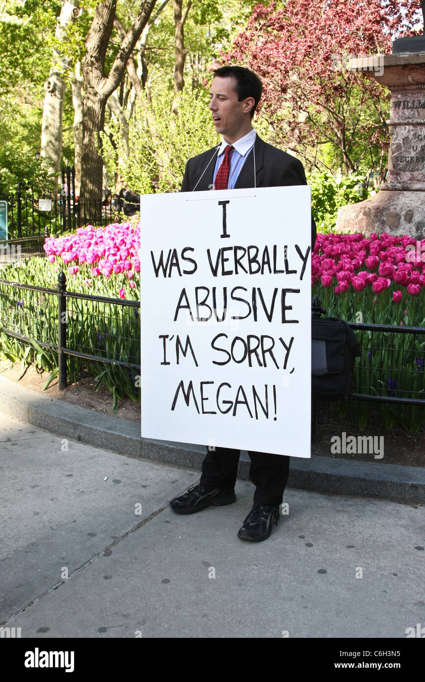 Jeff Ragsdale comedian and actor carries out his latest stunt by ...