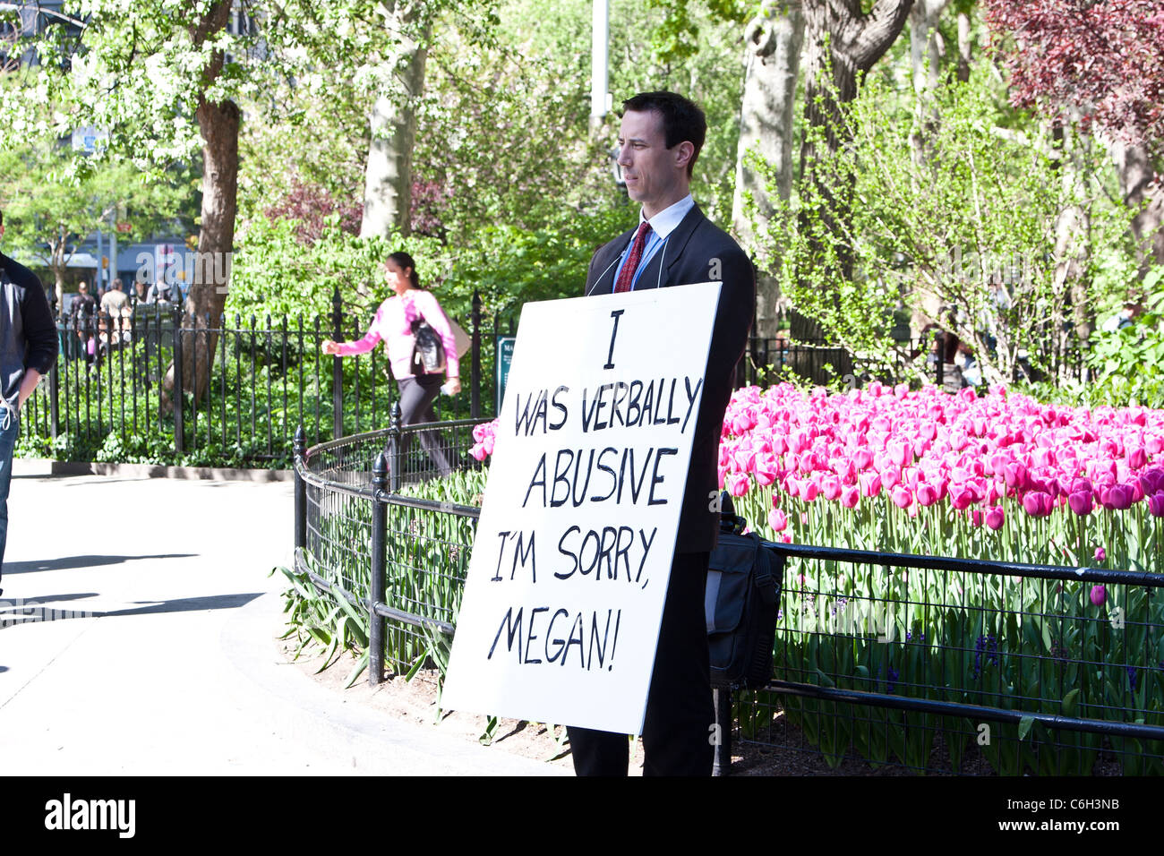 Jeff Ragsdale comedian and actor carries out his latest stunt by ...