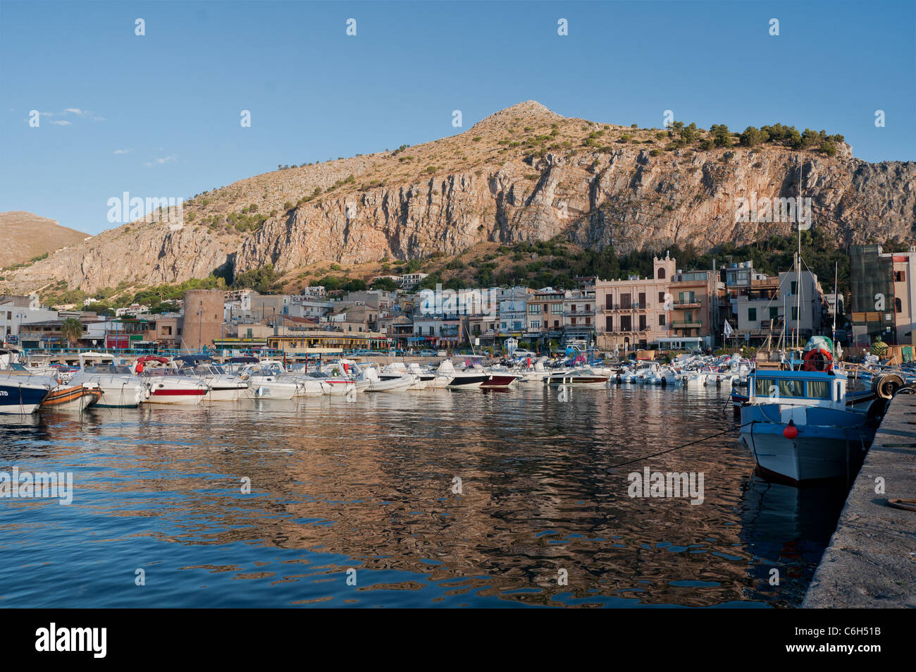 a view of Mondello, little harbor in palermo, sicily Stock Photo - Alamy
