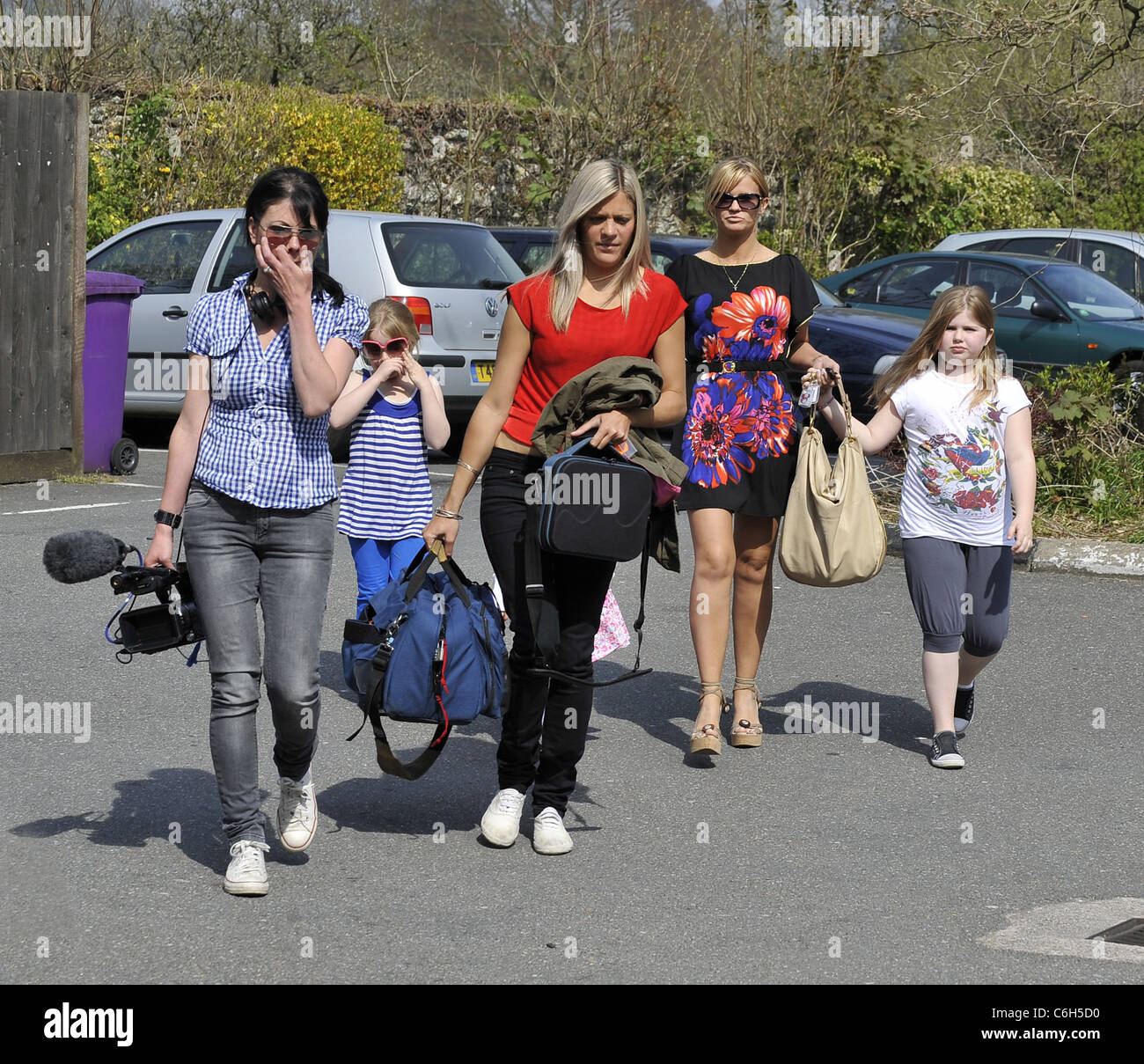 Kerry Katona takes her children Molly, Heidi and Lilly-Sue for a very ...
