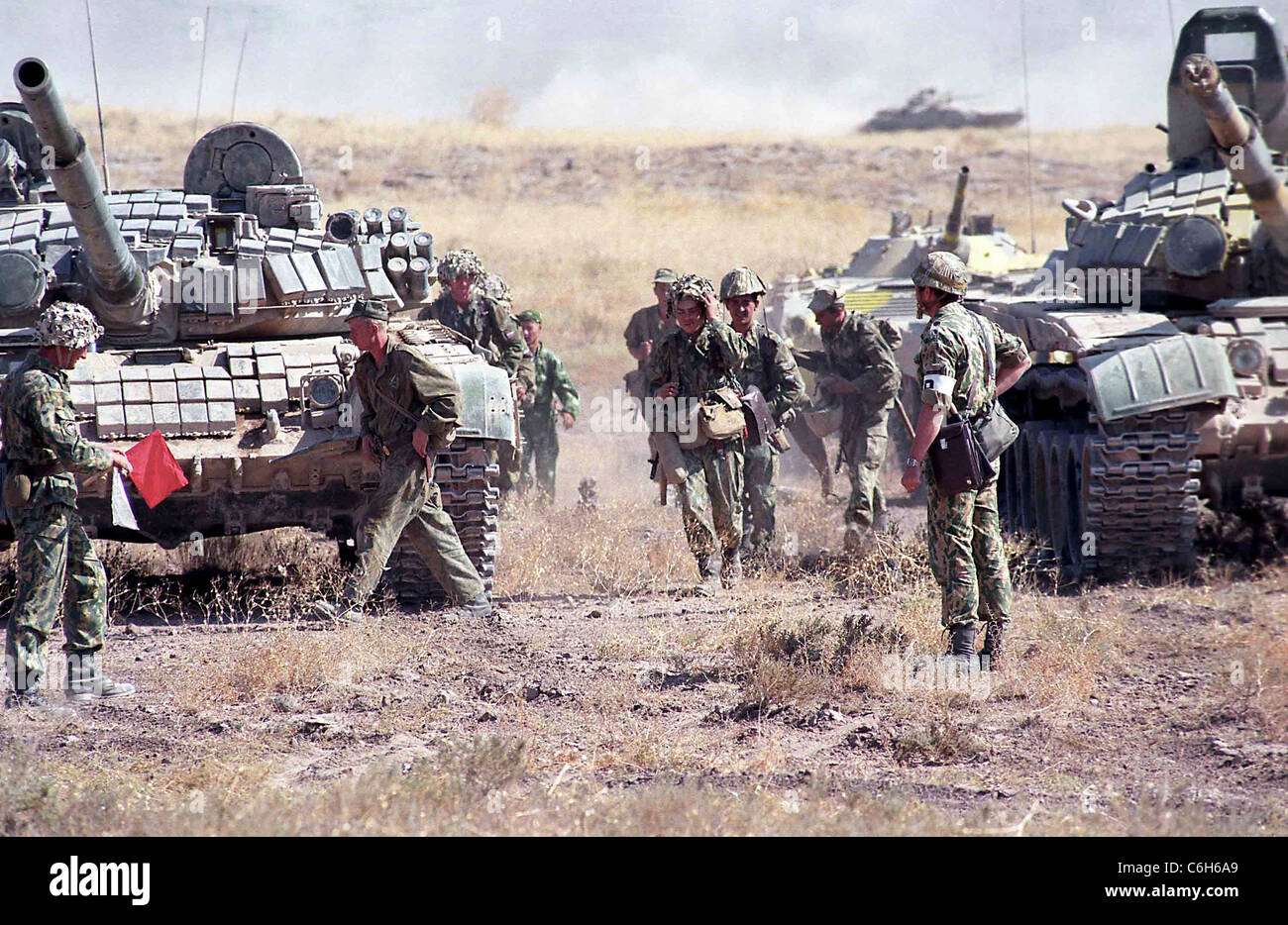 Russian troops guard Armenian base Russian soldiers undergo military ...