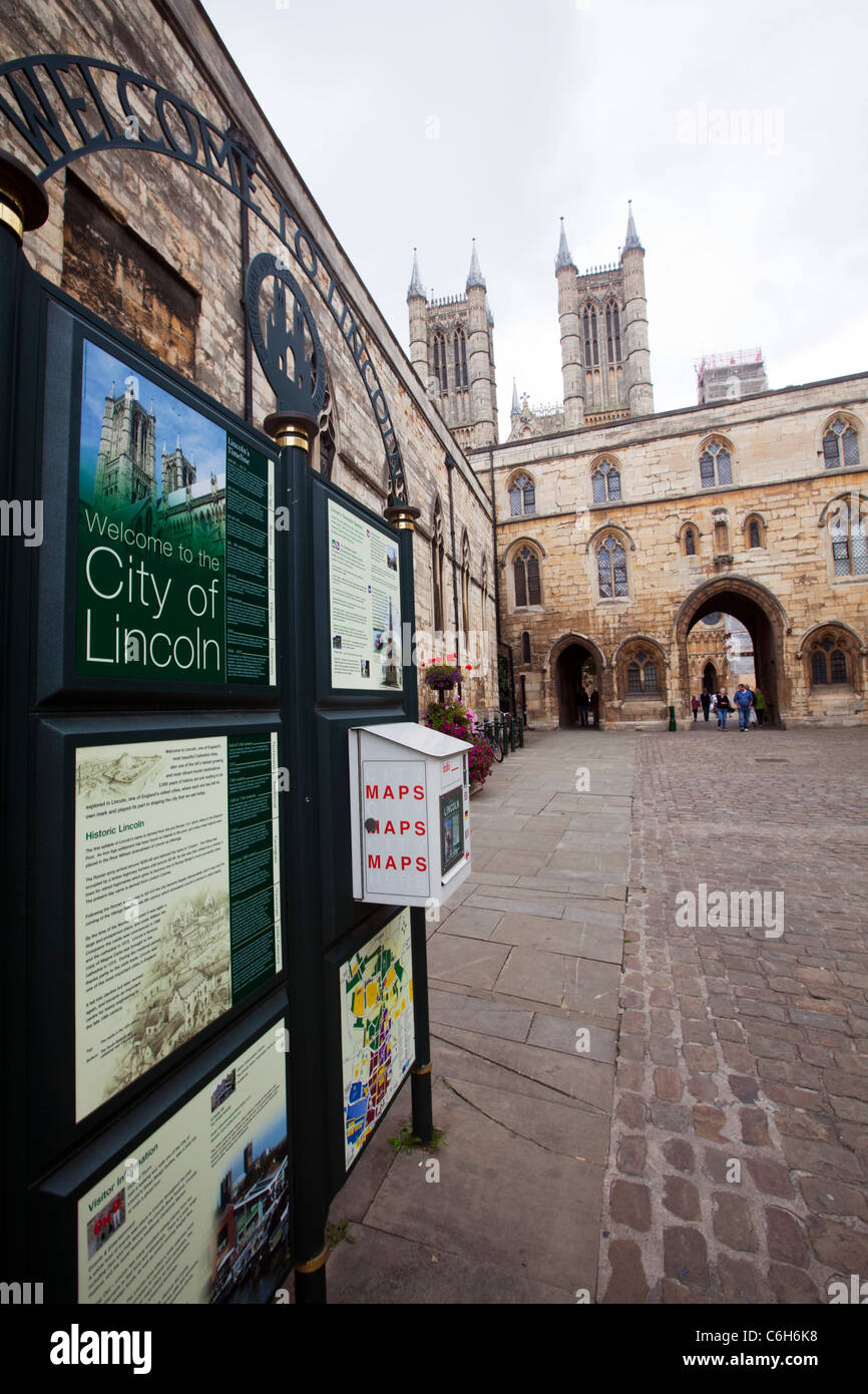 Lincoln city center lincolnshire england hi-res stock photography and ...