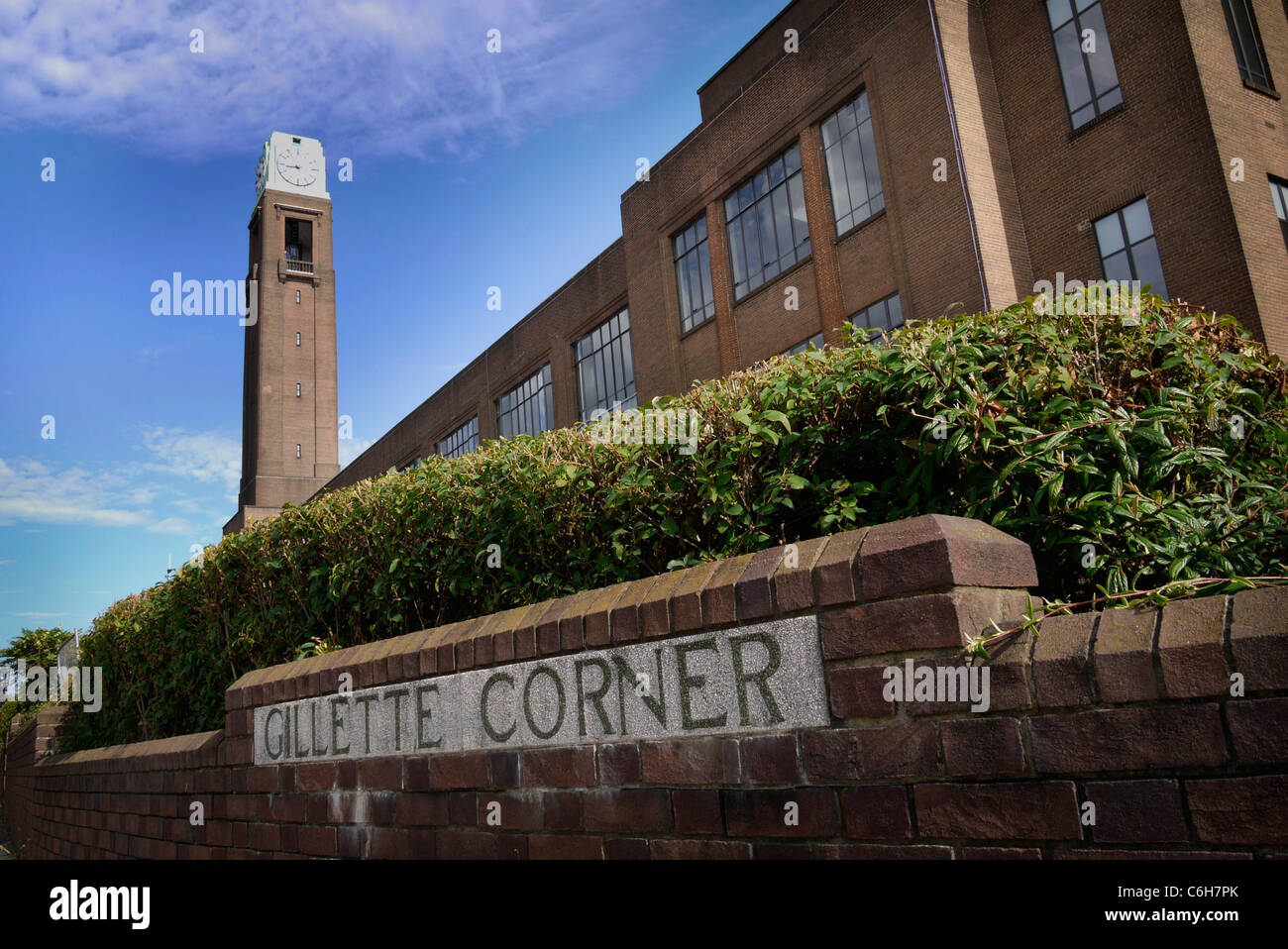 Syon lane isleworth hi-res stock photography and images - Alamy