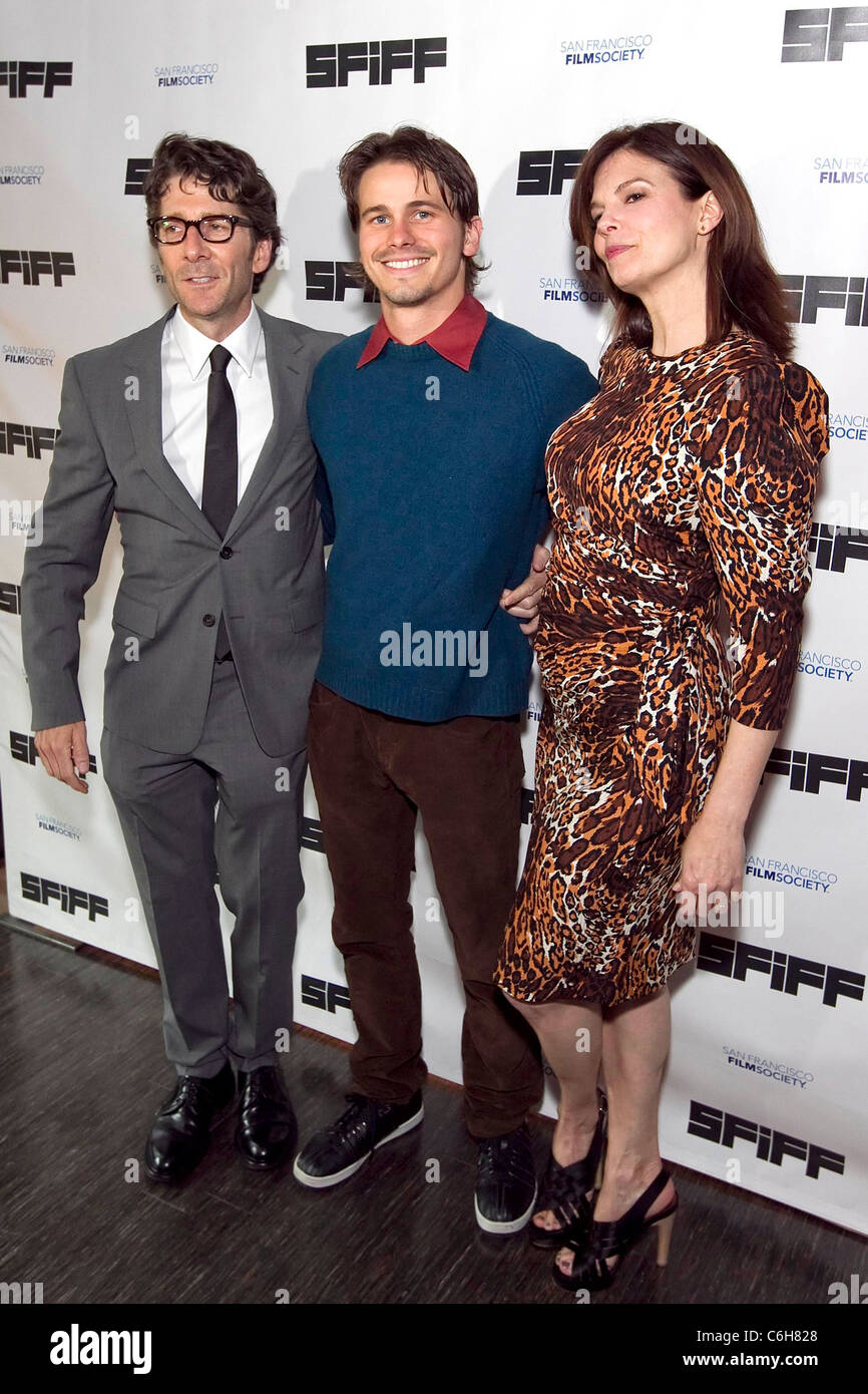 Leland orser and jeanne tripplehorn hi-res stock photography and images ...