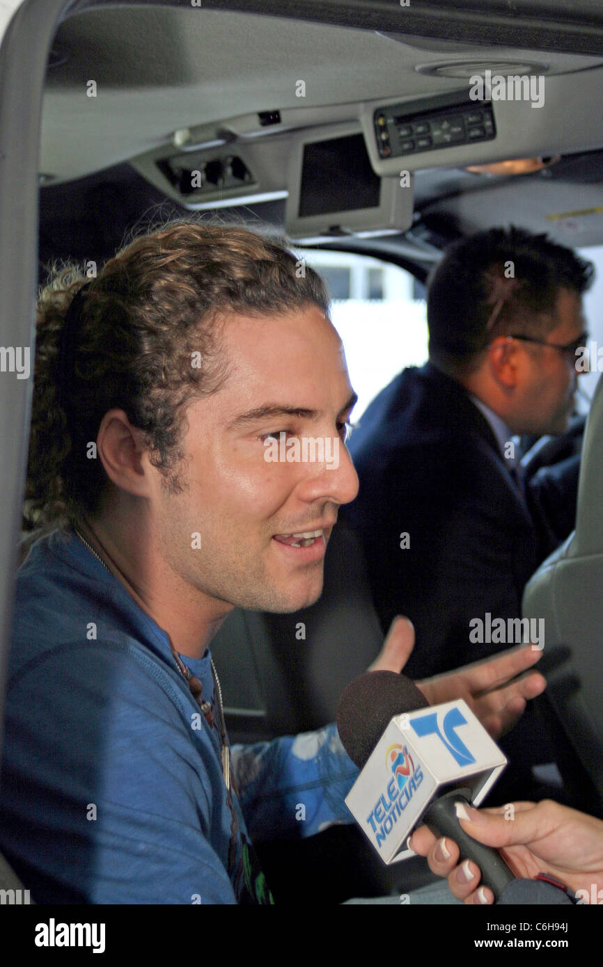 David Bisbal Spanish pop singer arriving at Luis Munoz Marin ...