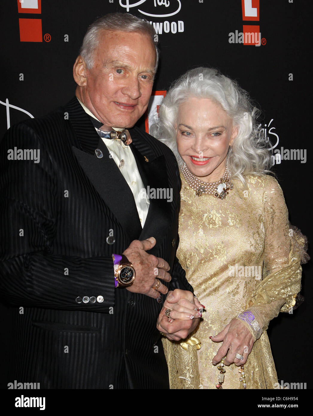 Buzz Aldrin Aldrin and wife Lois Driggs Cannon E! Oscar Viewing and ...