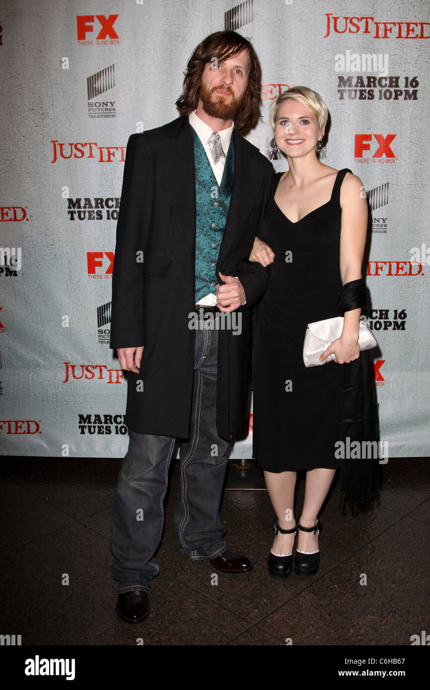 Brad Carter and guest FX's "Justified" - Los Angeles Premiere Screening ...