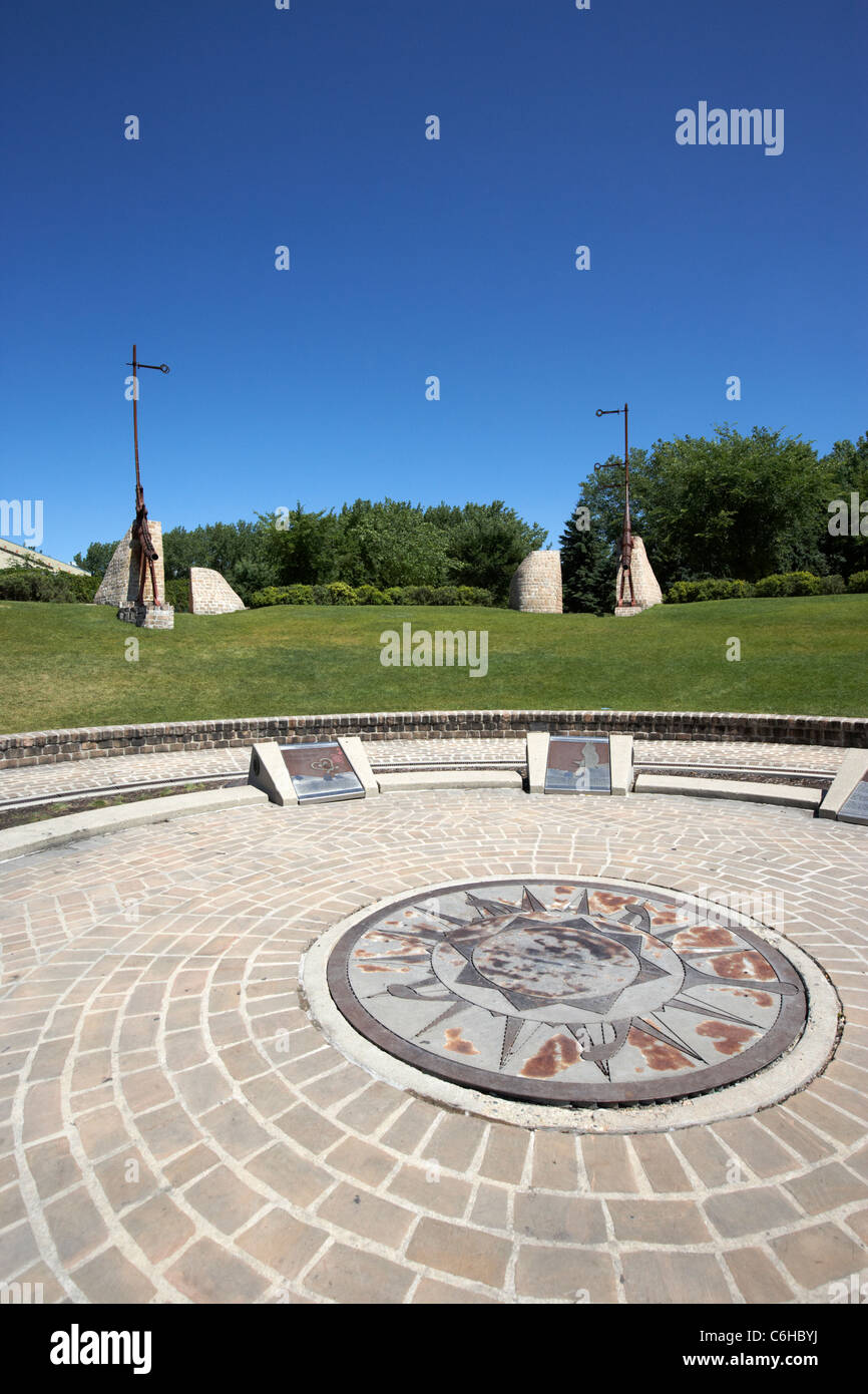 Centre circle hi-res stock photography and images - Alamy