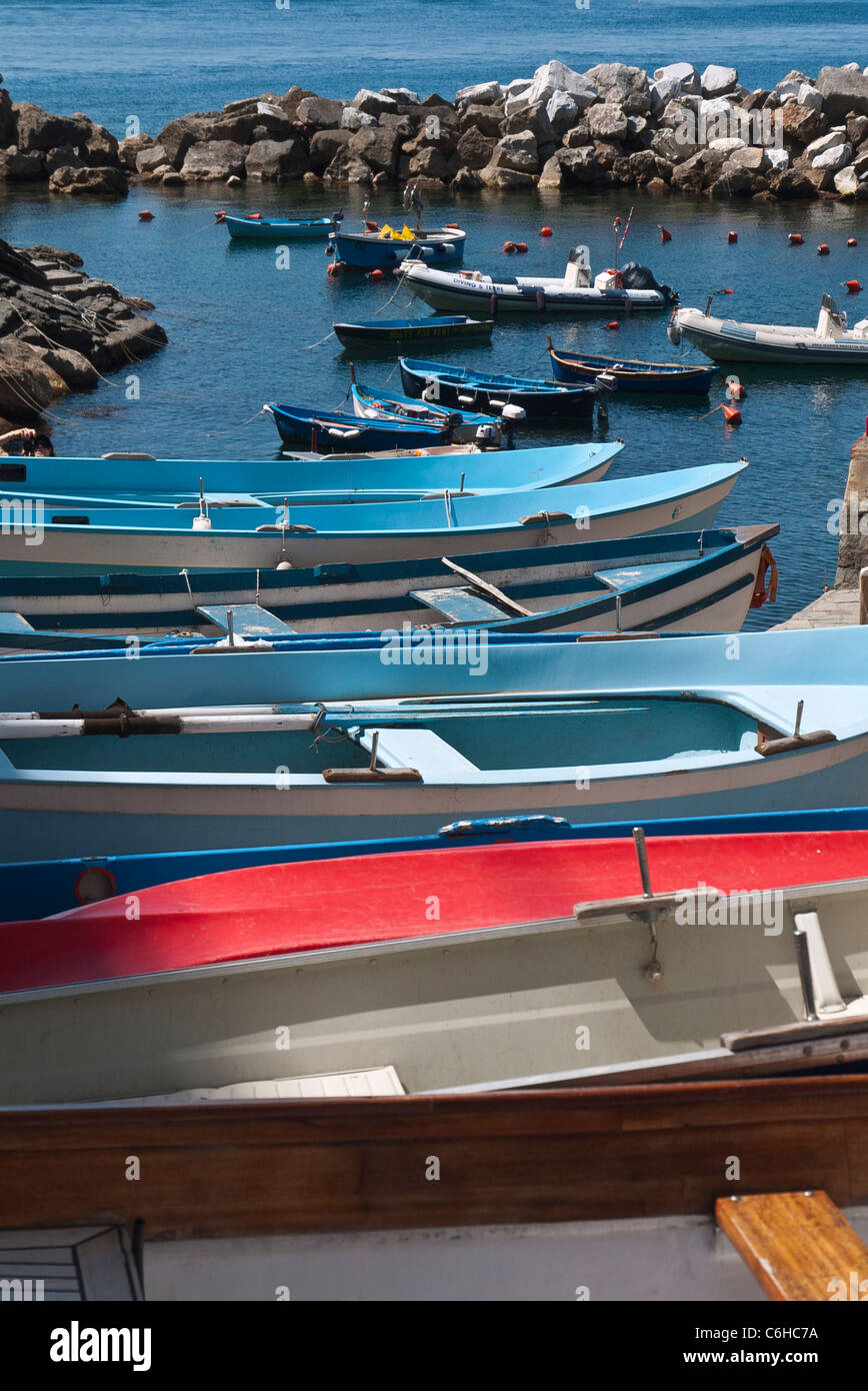 Fishing boats docked at rock harbor hi-res stock photography and images ...