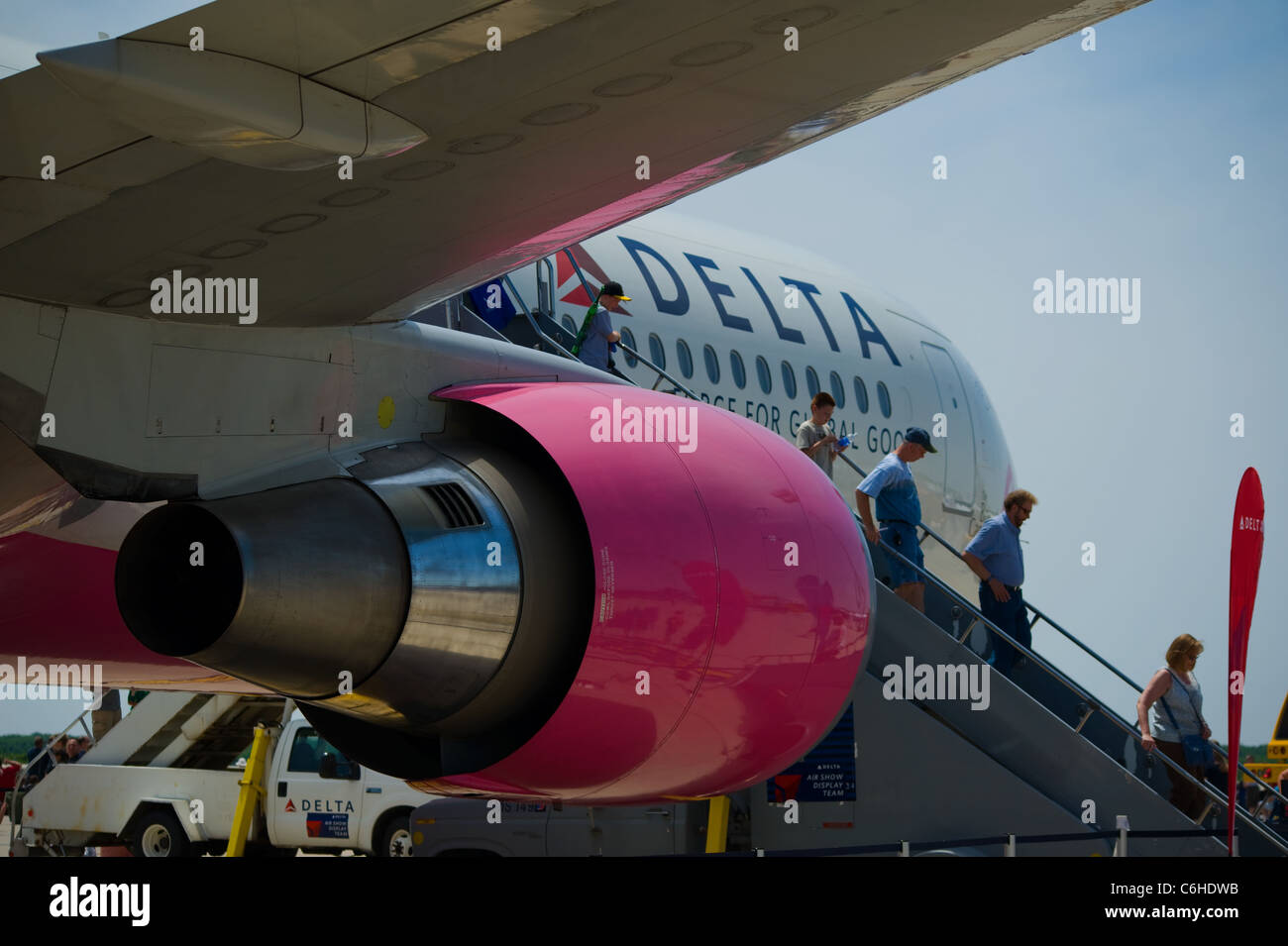 Delta commercial airplane aircraft turbine engine Stock Photo - Alamy