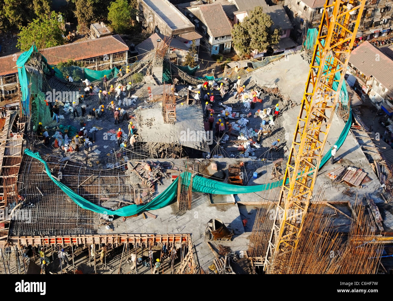 Building collapse mumbai india hi-res stock photography and images - Alamy